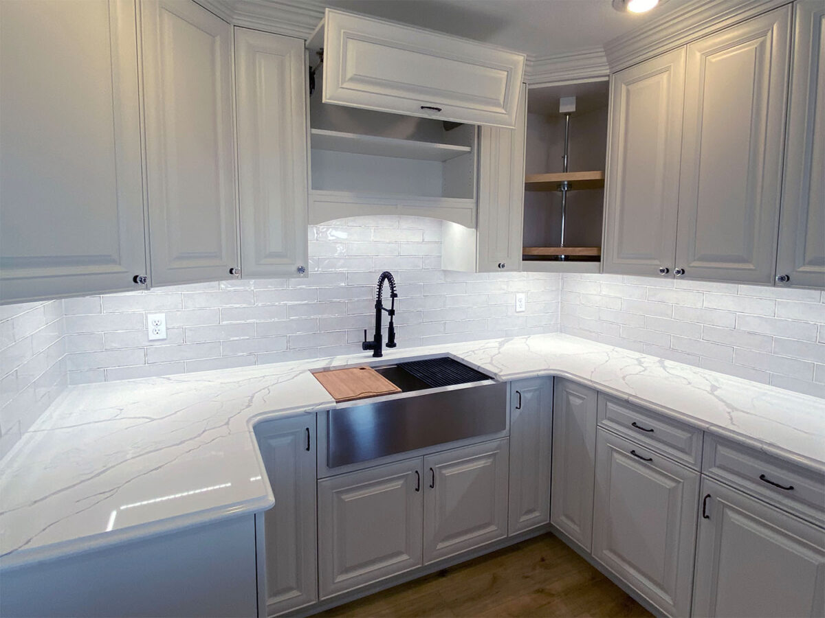 Custom Cabinets & Tops for the Twin Cities and Surrounding Metro