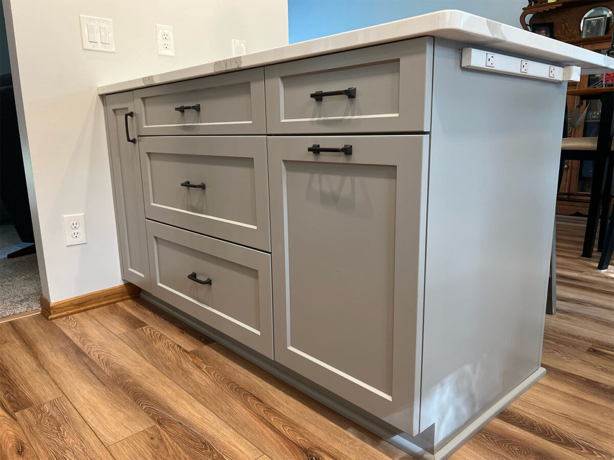 Custom Cabinets & Tops for the Twin Cities and Surrounding Metro